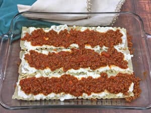 Easy Meat Lasagna - My Kitchen Serenity